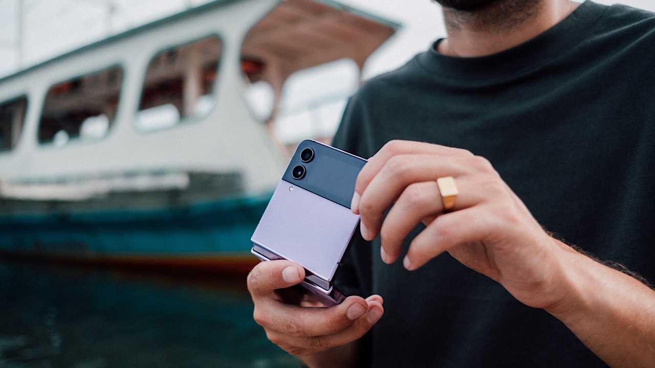 OnePlus 'ın ilk katlanabilir telefonu için lansman tarihi sızdı - Yeşil ...