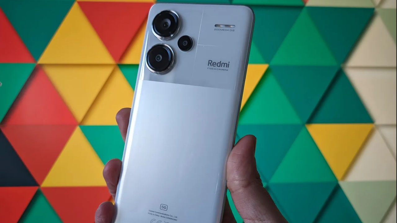 Redmi Note 13 Pro Plus HyperOS güncellemesi aldı! - Yeşil Robot